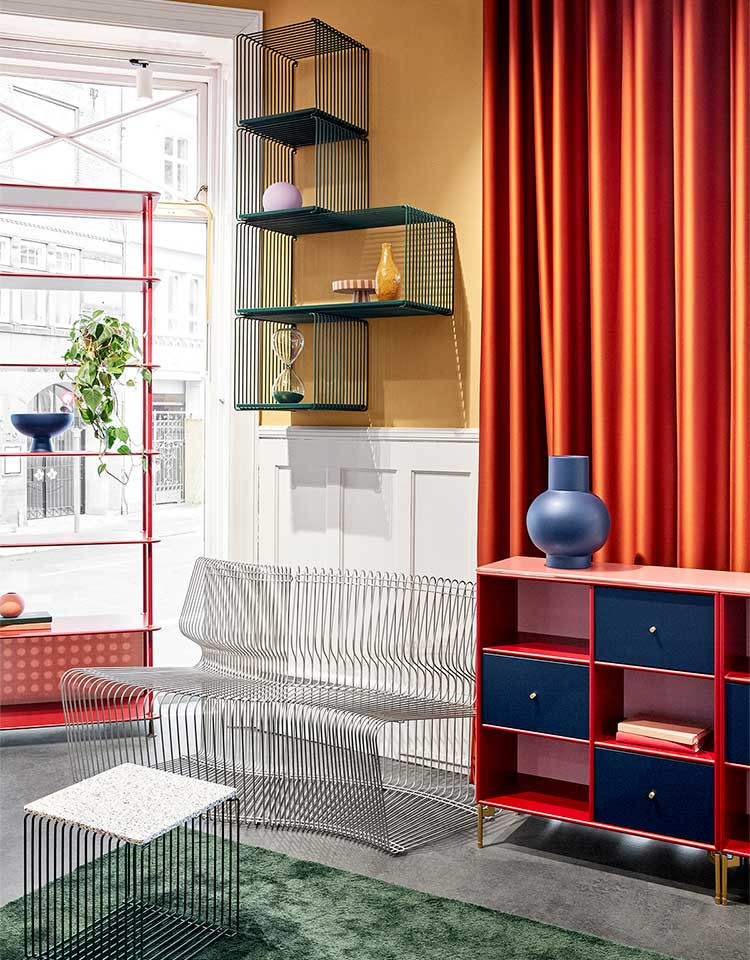 Pantonova Seating Collection by Montana - Elegant Modern Design in Chrome
