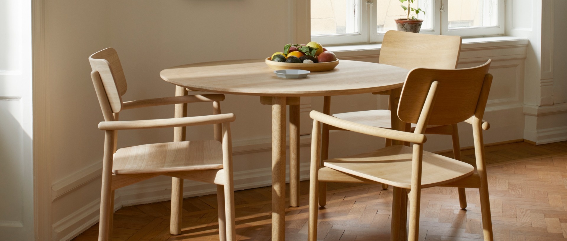 Hven Round Dining Table - Lekker Home
