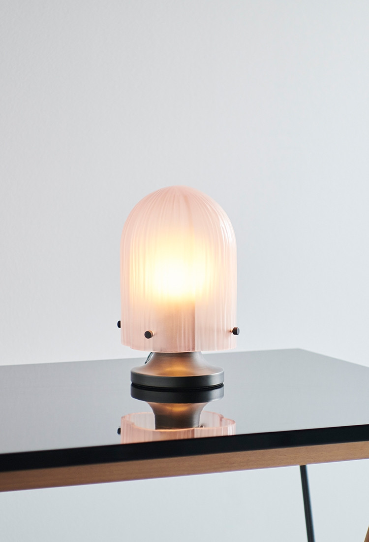 Seine Table Lamp by Gubi - Mouth-Blown Glass Lighting Inspired by Water ...