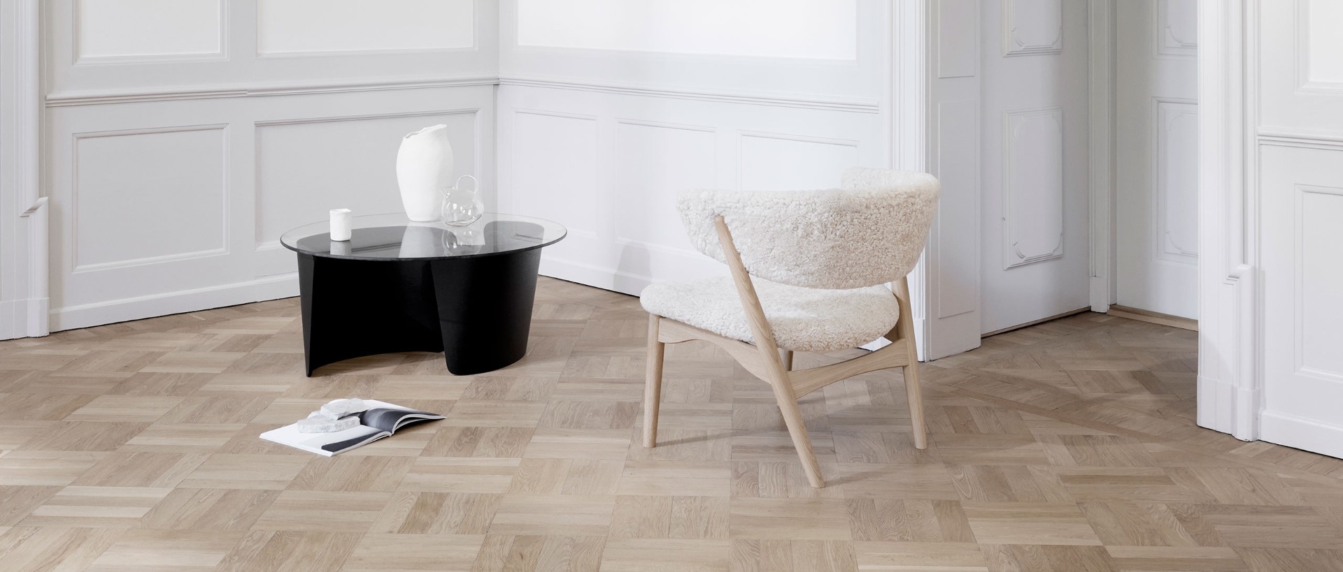 No. 7 Lounge Table by Sibast | Stylish Oak Veneer Table with Glass Top