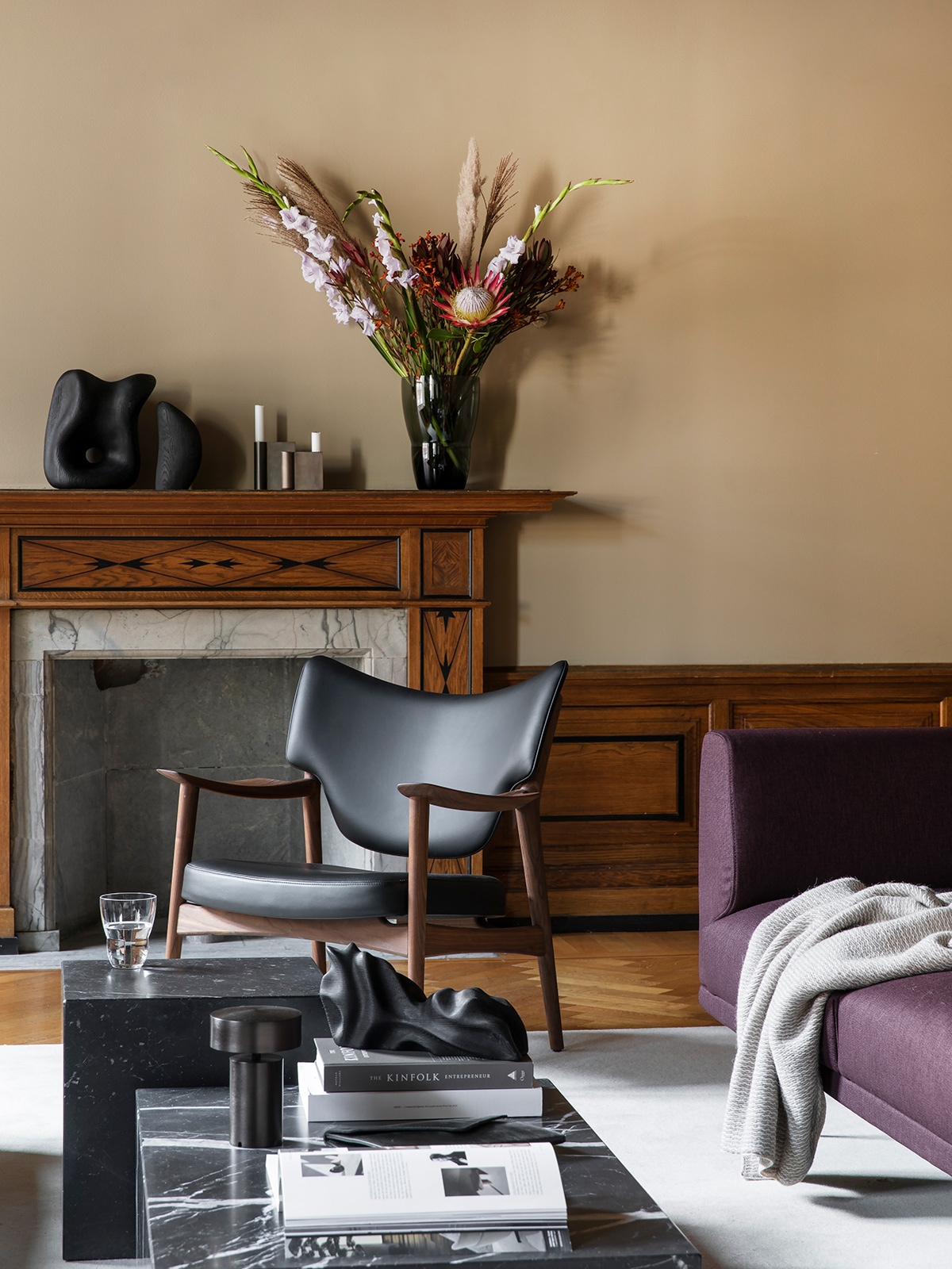 Veng Lounge Chair by Eikund | Sculptural Design for Bold Living Spaces