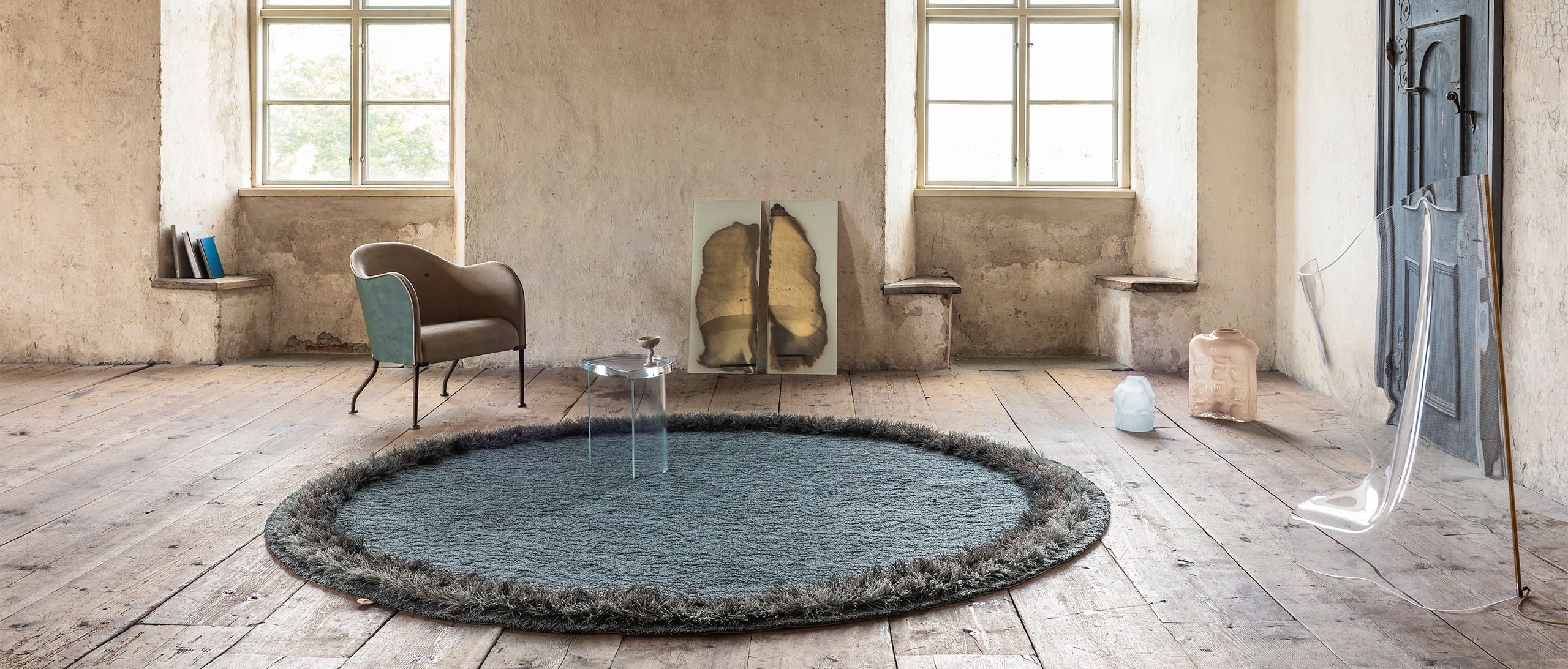 Luxurious Feather Rug by Kasthall | Hand-Tufted Wool & Linen