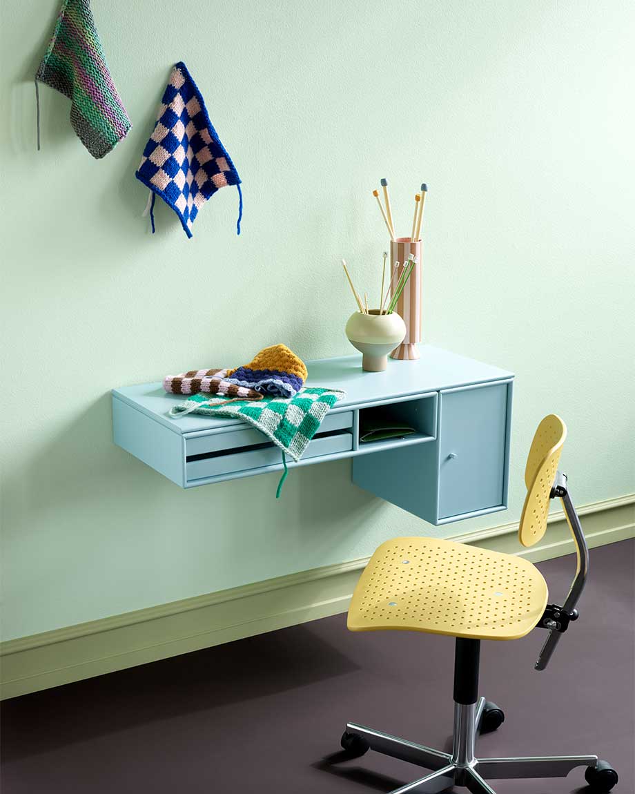 Bureau Work Desk - Stylish Scandinavian Design | Montana Workspaces