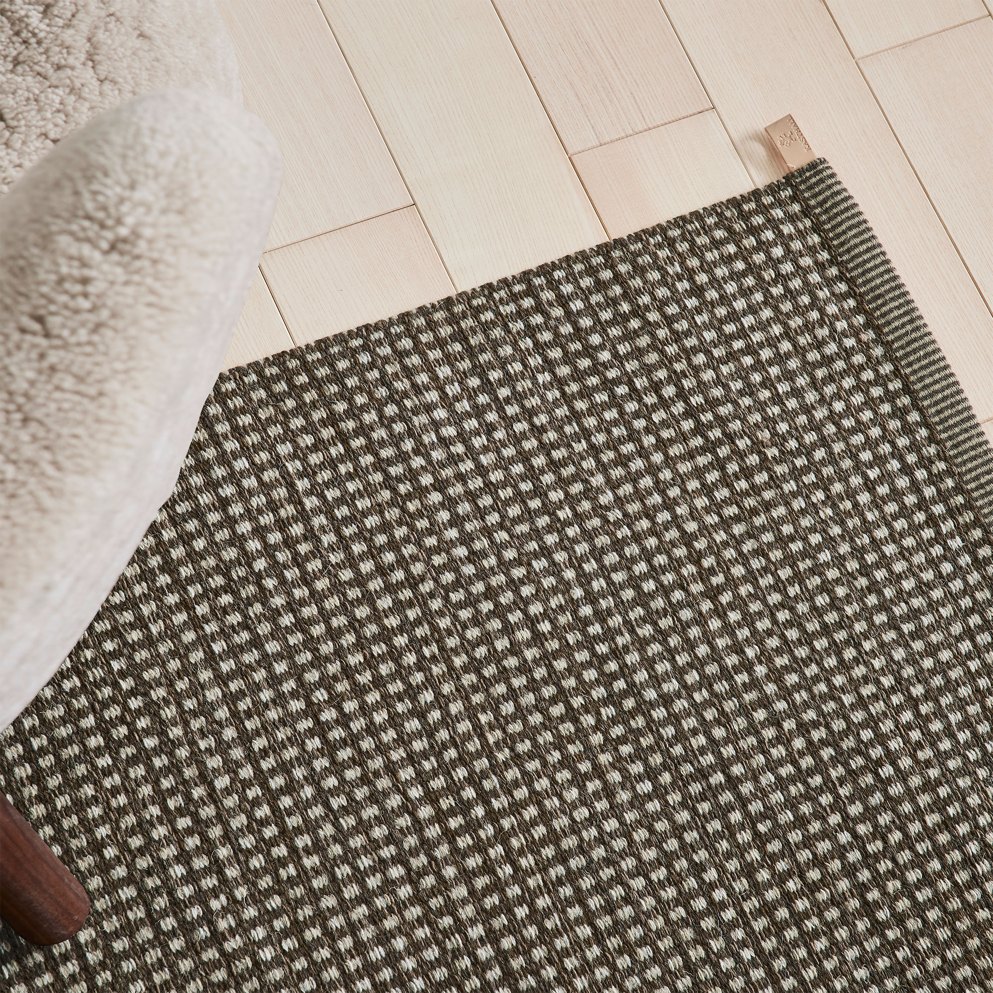 Post Icon Rug - Lekker Home