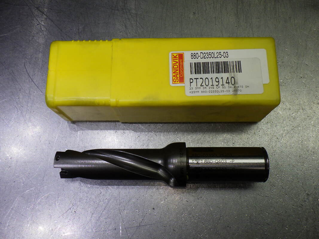 Sandvik 23.5mm Coolant Thru Indexable Drill 25mm Shank 880-D2350L25-03 ...