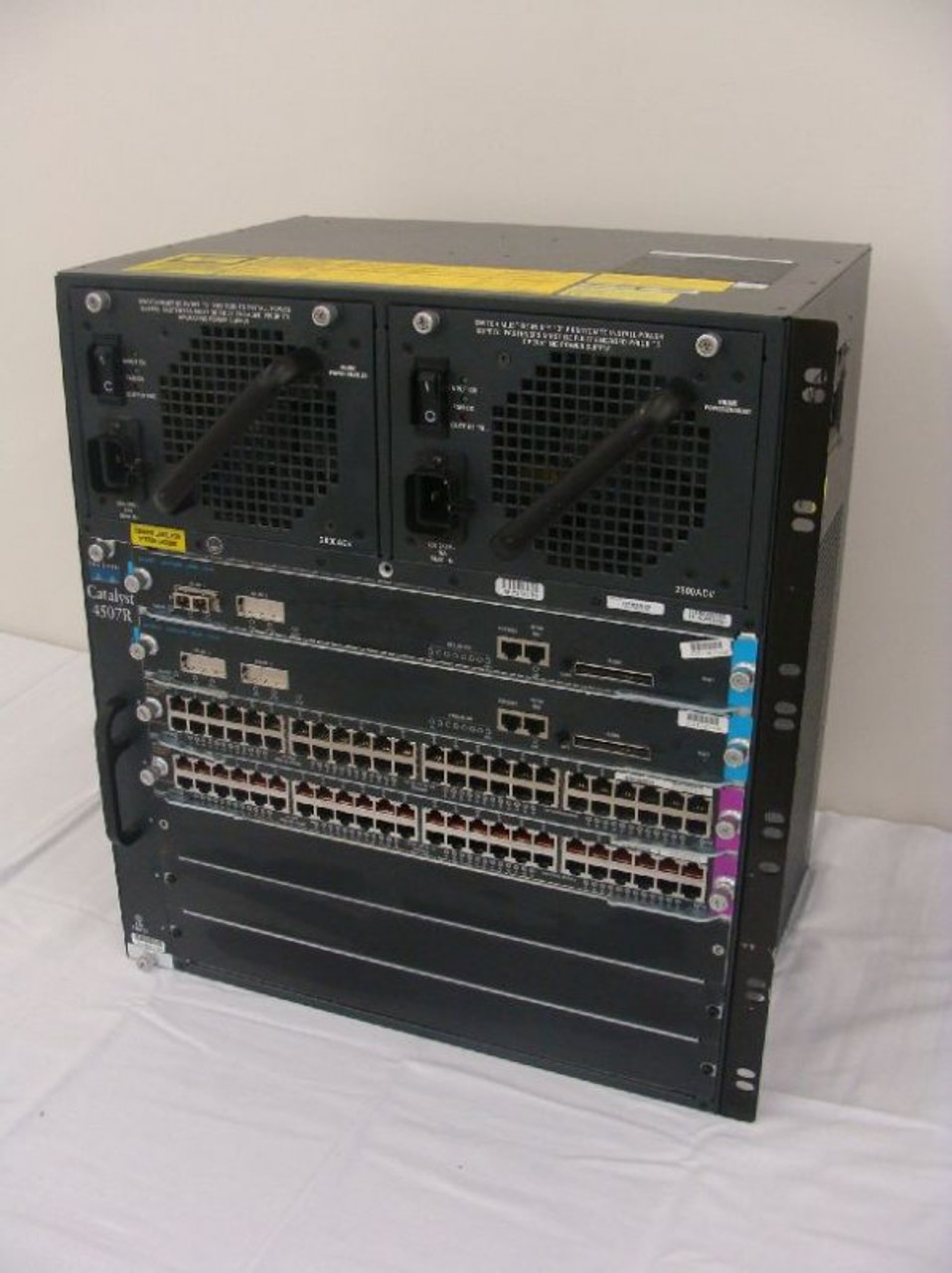 Cisco Catalyst 4507R Modular Enterprise Switch Cisco Catalyst 4507R Modular Enterprise Switch