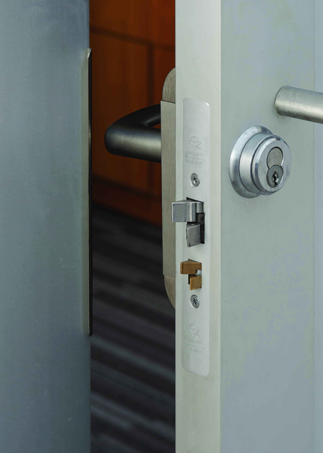 Adams Rite Steel Hawk 4300 Electrified Deadlatch (Cylinder Not Included ...