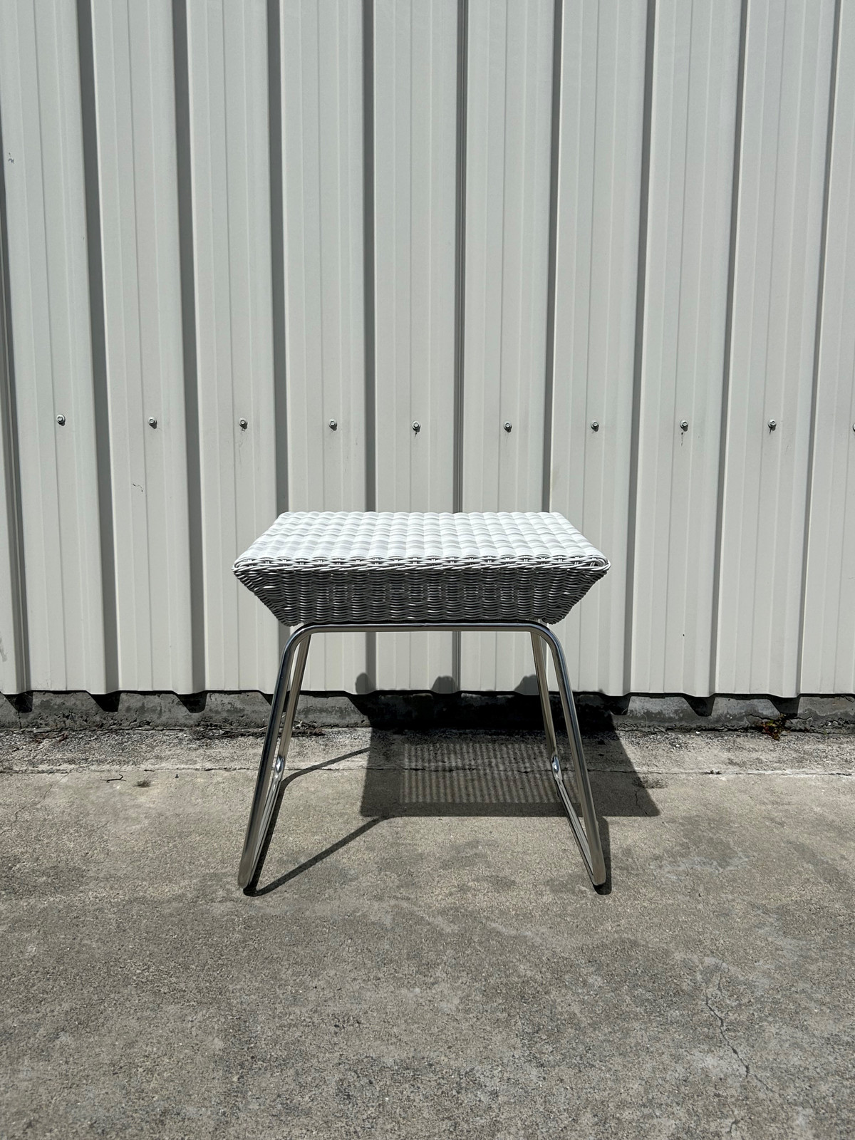 outdoor synthetic wicker side table Venus , outdoor side table Venus