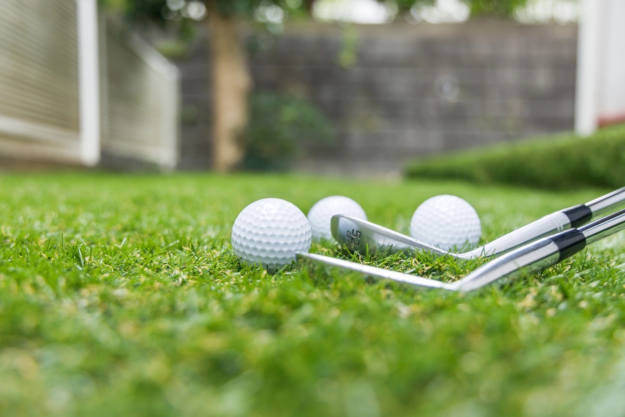 Plan Your Own Backyard Golf Greens - The Synthetic Turf Co. Edmonton