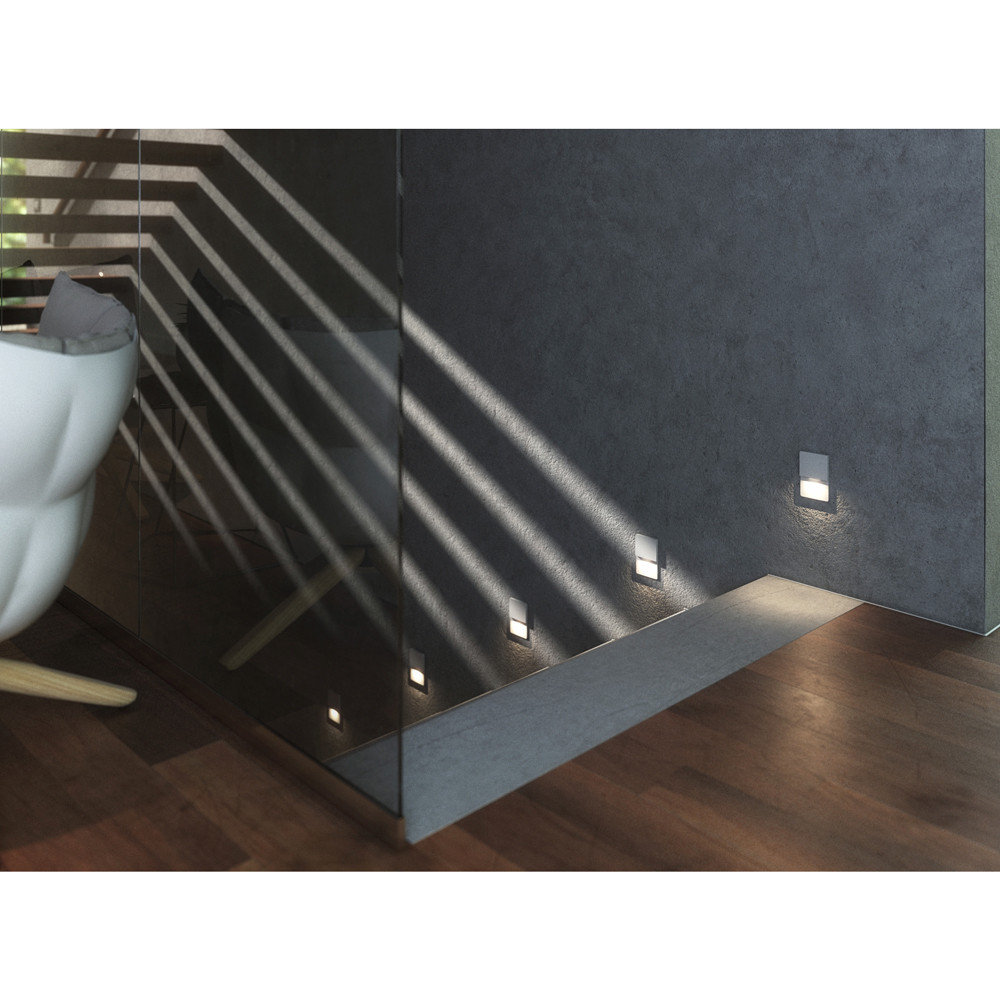 Seamless LED Pathway Step and Deck Light | AQLighting