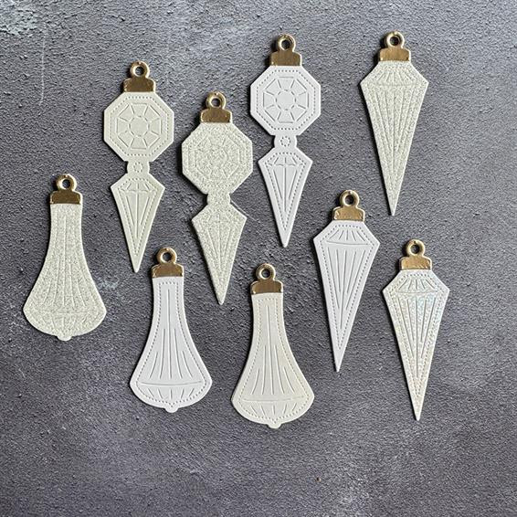 Simple and Basic Dies - Christmas Ornaments - Scrapbooking Made Simple