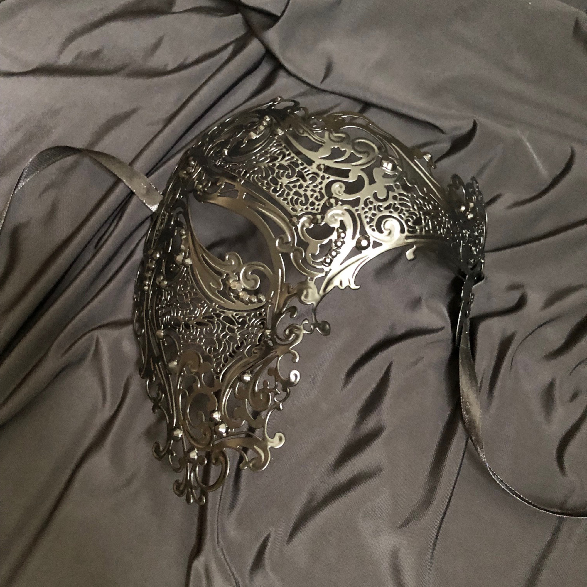 Phantom Masquerade Mask Black