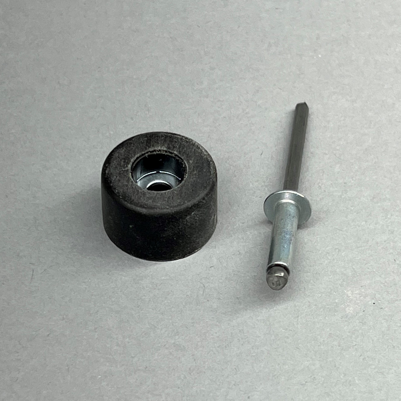 Leg Clip, Leg Clasp, Feet, & Bumper - Craft-n-Go