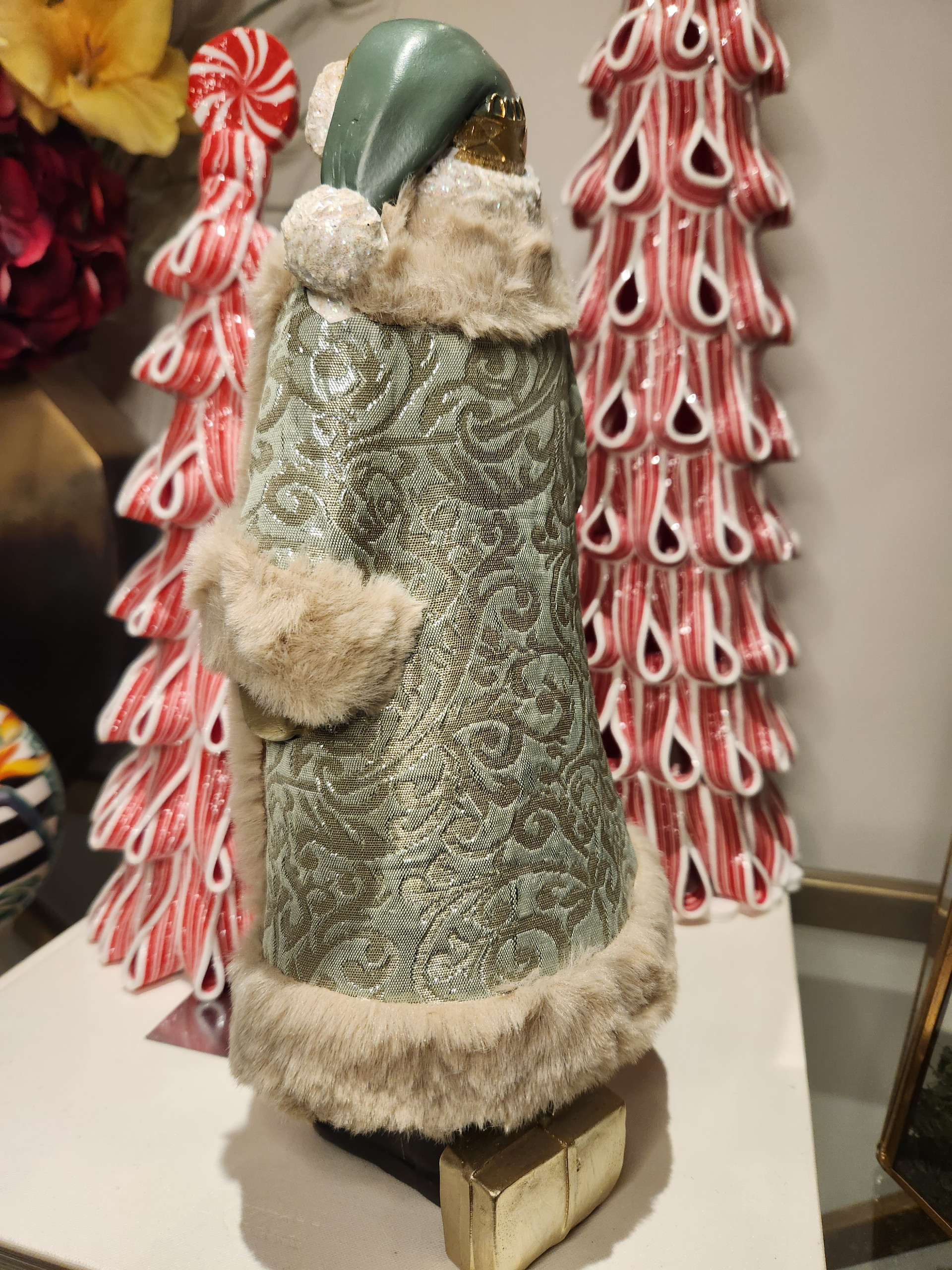 Santa Claus Table Display