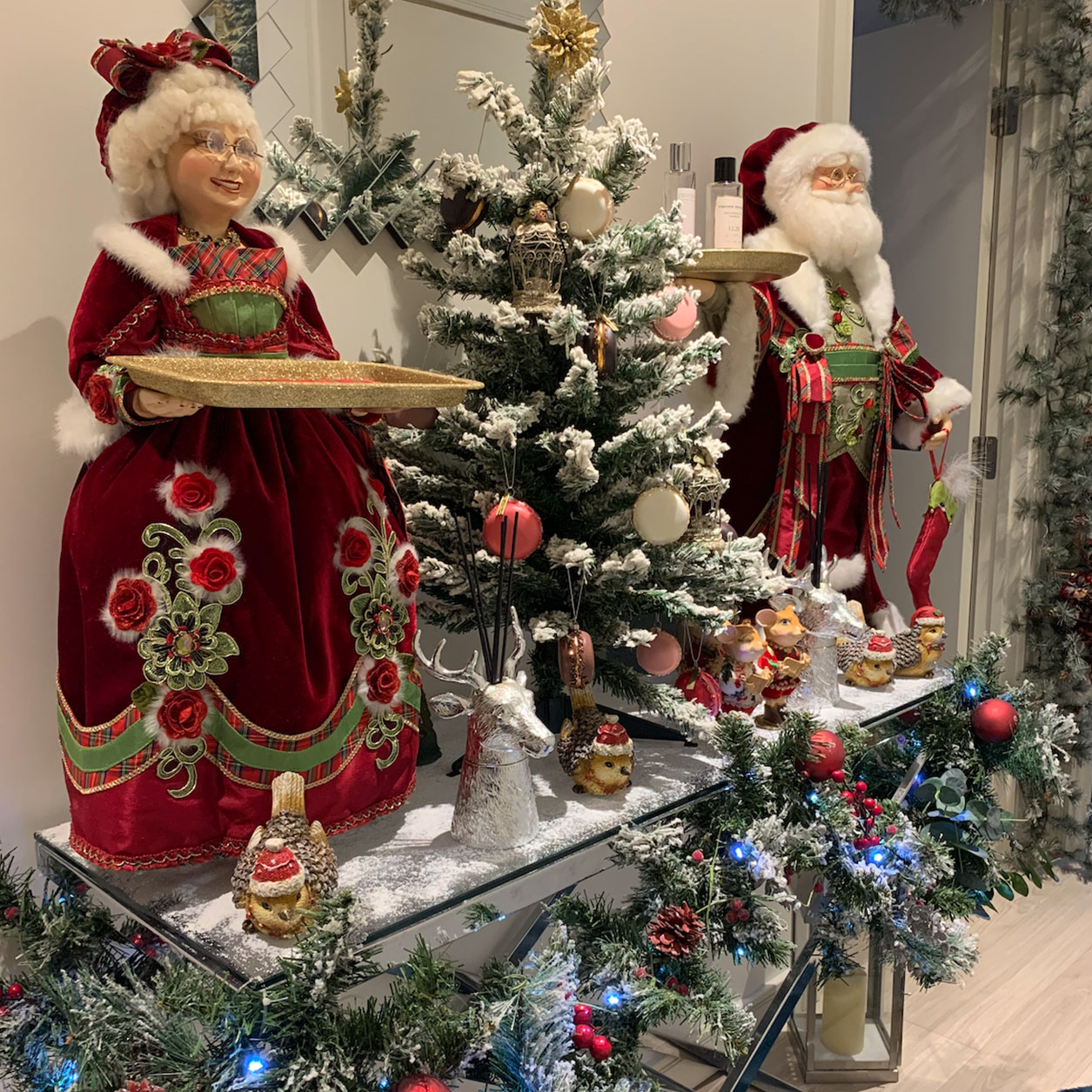 November Is The Perfect Time Dress your Home - Christmas Decorations Shop