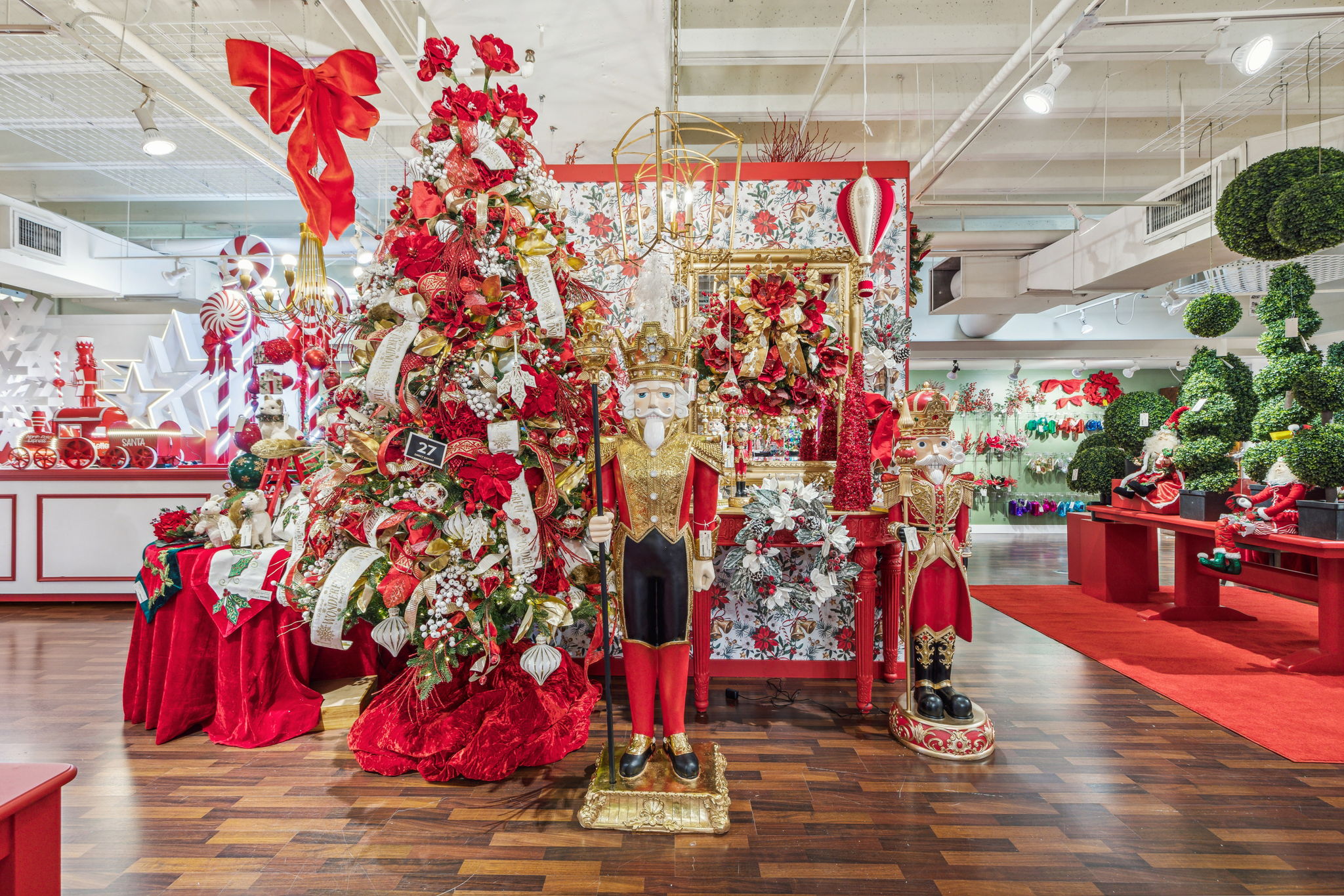 Behind the Scenes Discovering Magic Christmas Decorations for Your Home ...