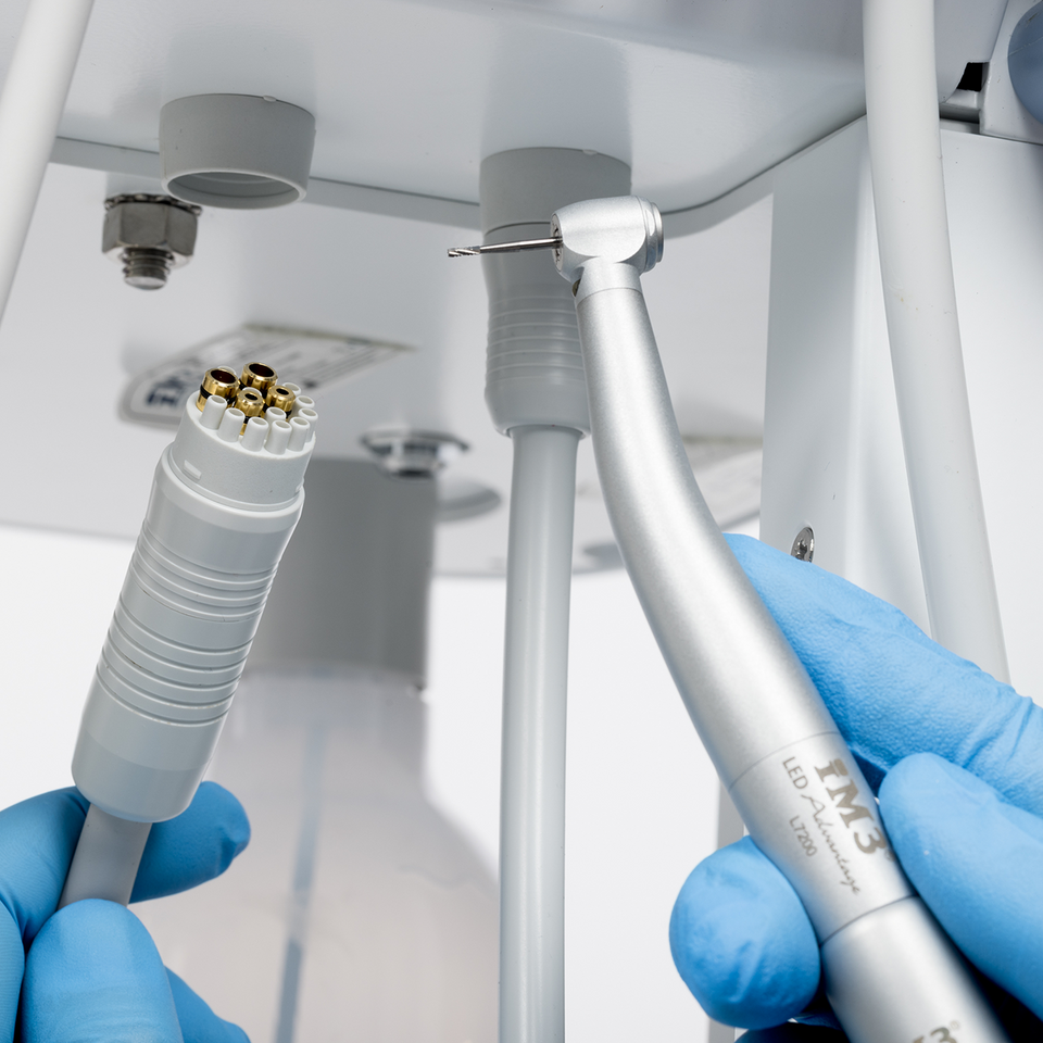 iM3 Evolve Dental Unit