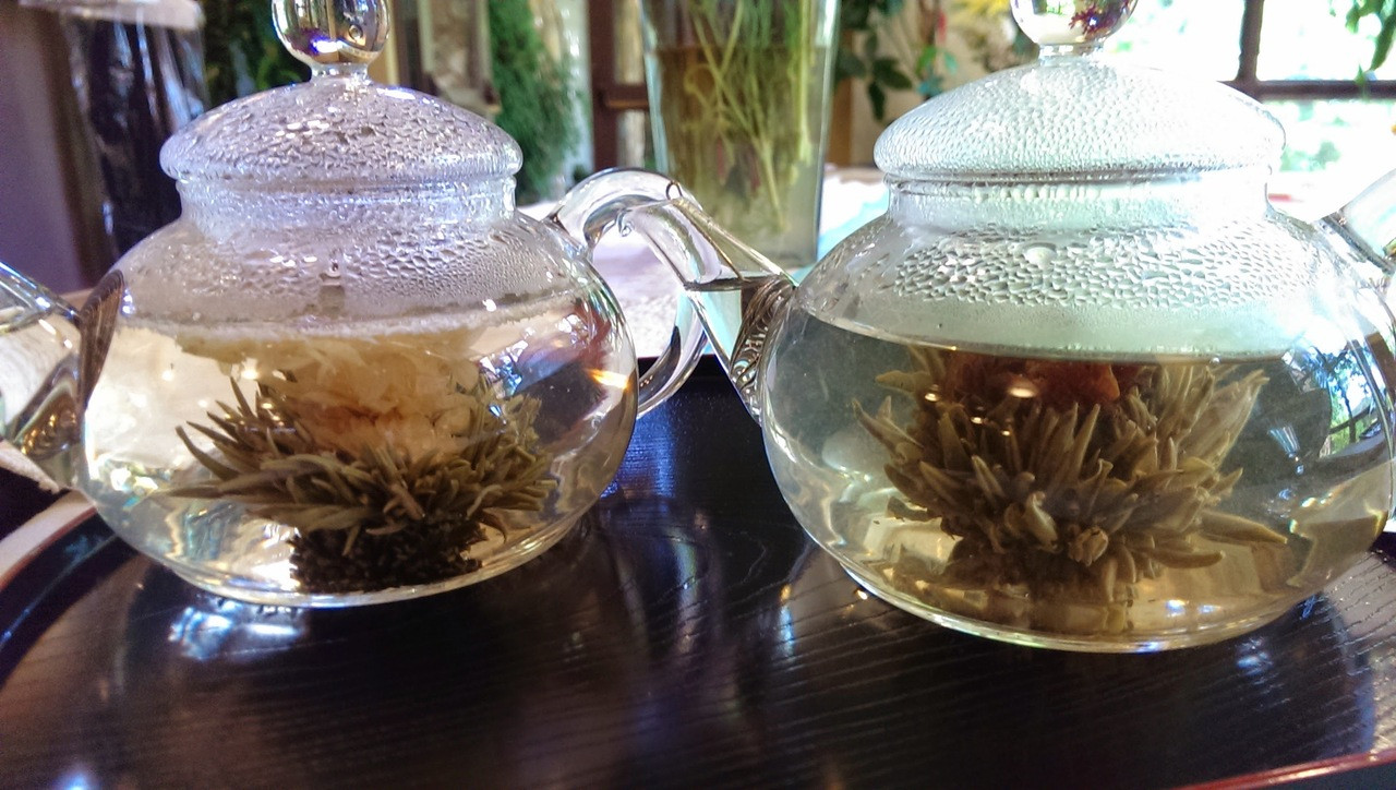 Blooming Blossoms Tea - The Taste of Tea