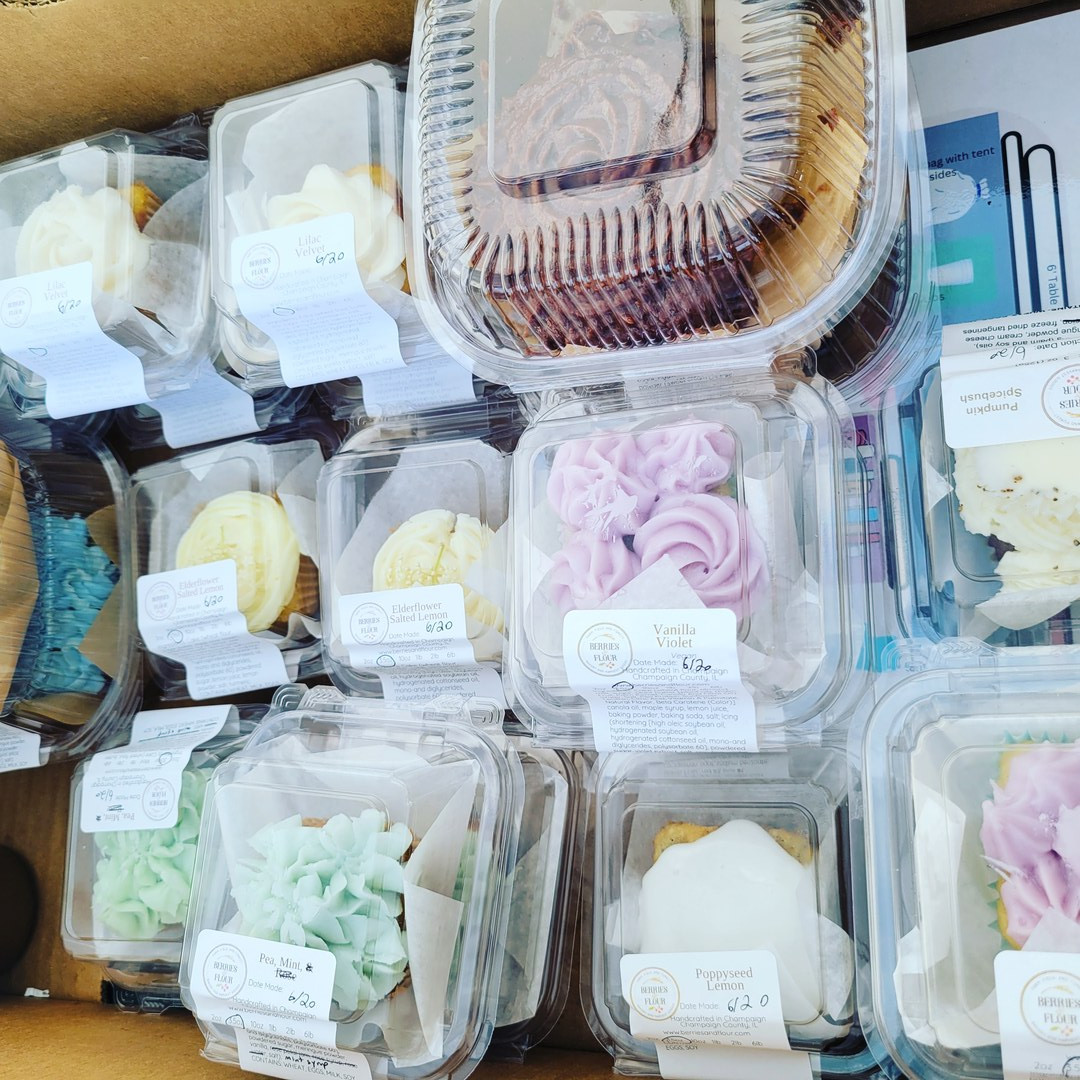 2.5" Cake & Dessert Clamshells | Good Natured BXX01401