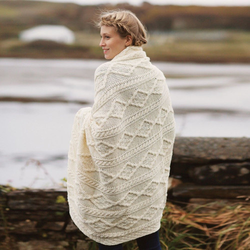 Traditional Irish Wool Blankets & Throws from Ireland | Keilys