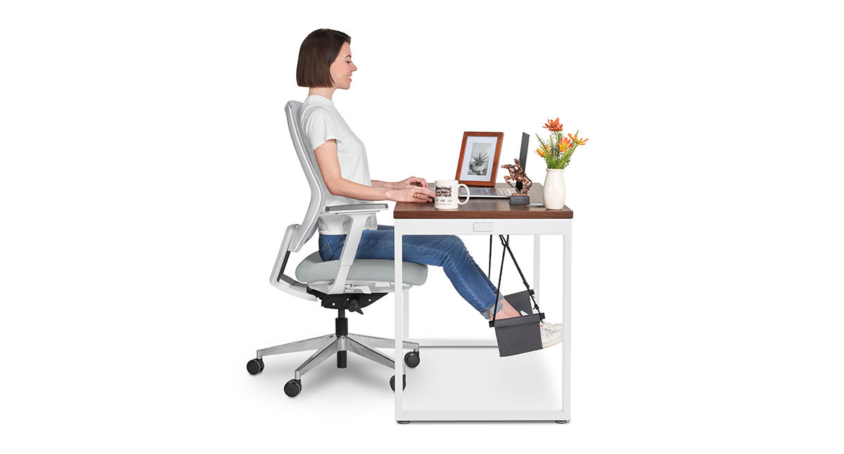 Seated Height O-Leg Table | UPLIFT Desk