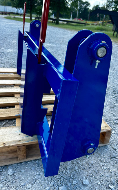 FORD 7414 PIN ON TO UNIVERSAL SKID STEER