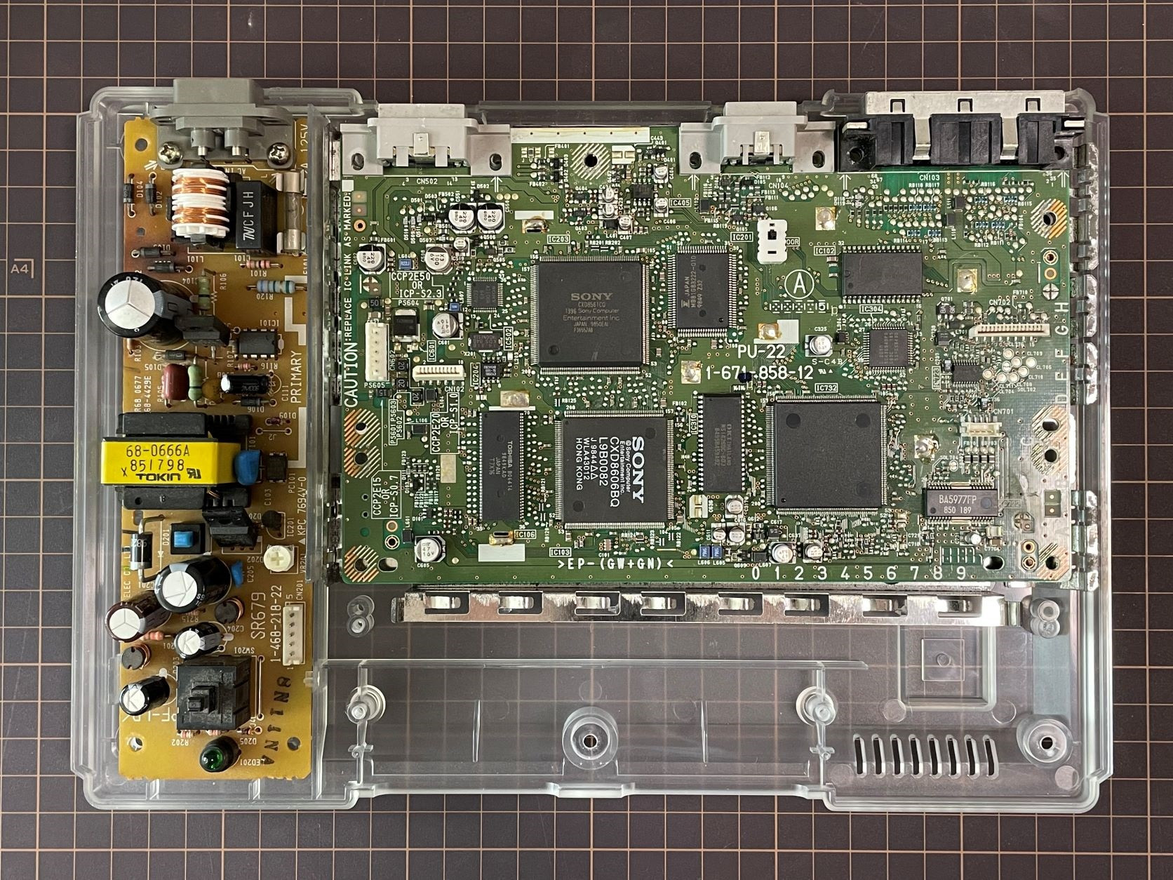 PlayStation 1 Replacement Shell (Transparent White)