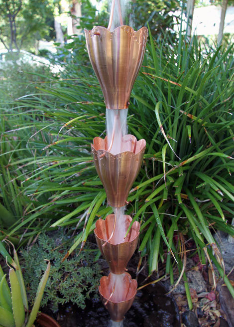 XL Scallop Cup Copper Rain Chain - The Mission Motif