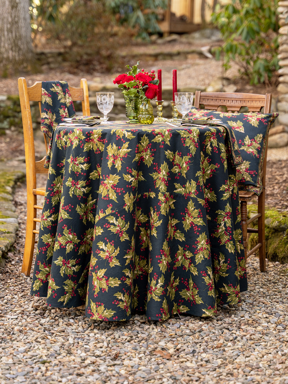 Winterberry Round Cloth - Black | Shop Beautiful Designs by April Cornell