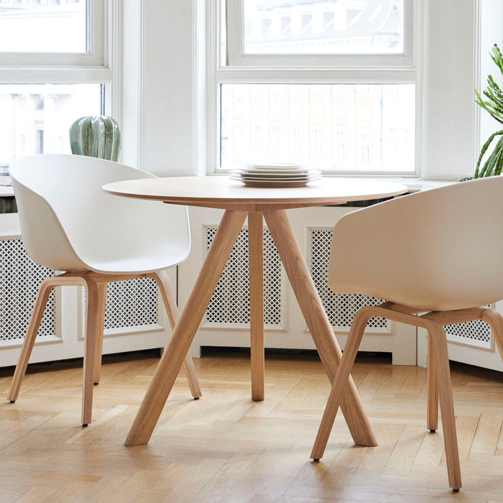 HAY Copenhague CPH 20 Round Table in Clear Lacquered Oak | Fast Delivery