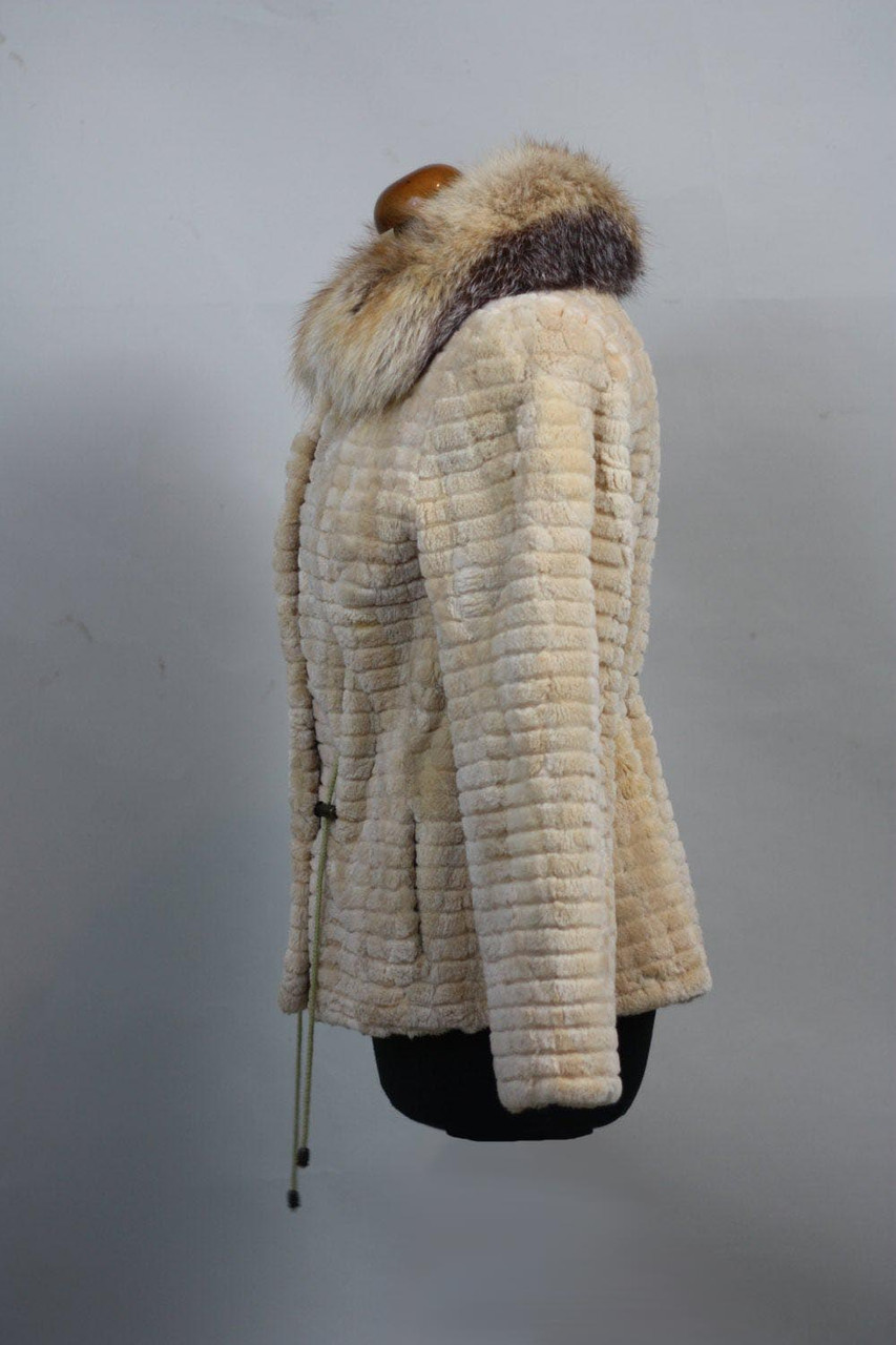 Cream Sculpted Beaver Fur Jacket with Fox Fur Collar| SKANDINAVIK FUR