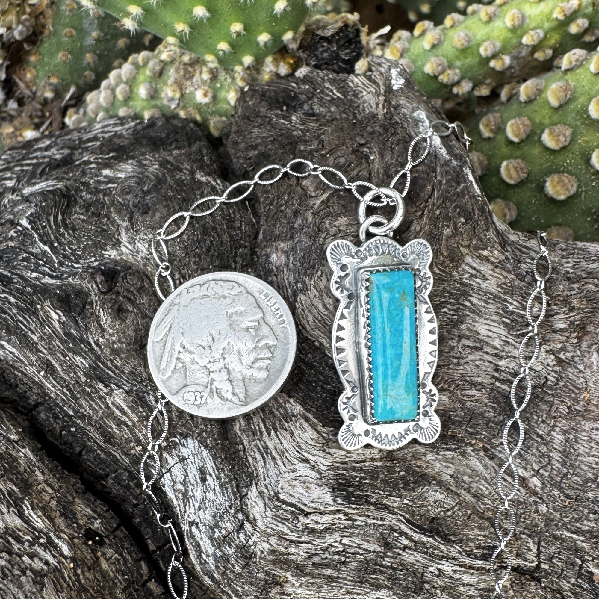 Scalloped Edge Long Bar Turquoise Necklace