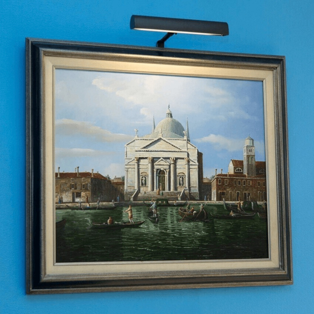 The Art of Lighting Your Gallery - Cocoweb - Quality LED Lighting ...