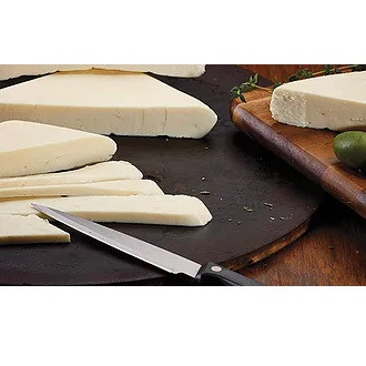 Akawi Mediterranean Cheese ~450gr - Chinook Cheese | DIZIN