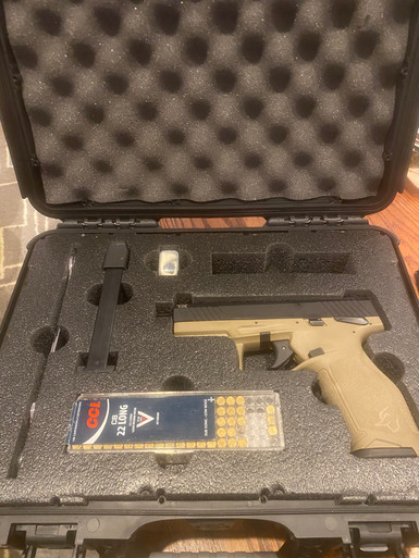 Taurus TX22 in a Nanuk 910 MyCaseBuilder Case and Custom Foam