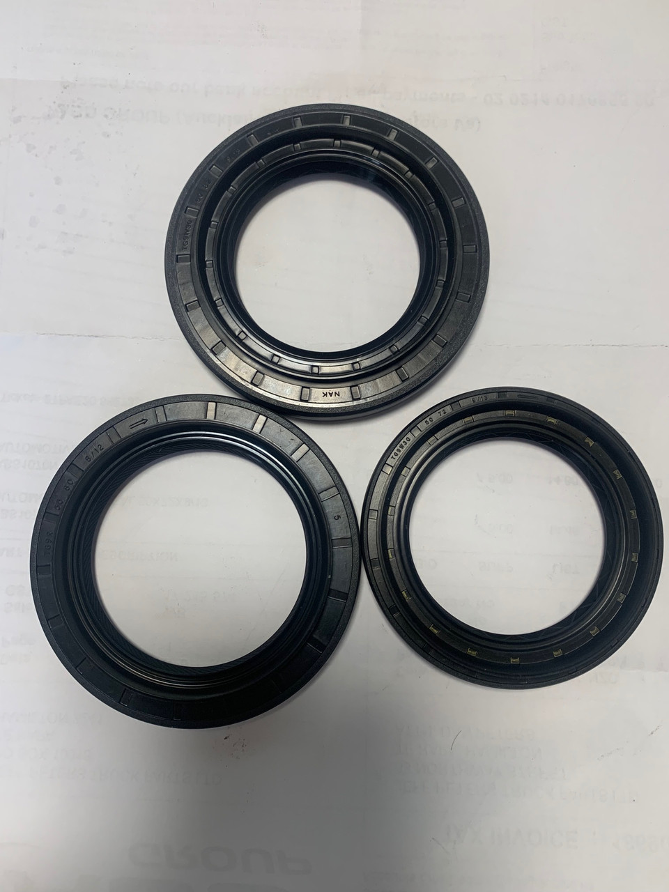 HOLDEN VE/VF | Output/CV Axle Seals