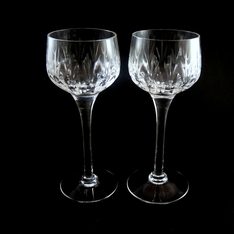 We always have Stuart Crystal designs in stock at Emprades vintage + design