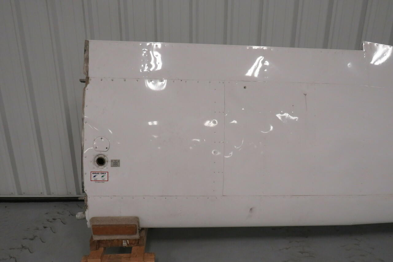 0523005-201 Cessna 172F LH Wing Assembly