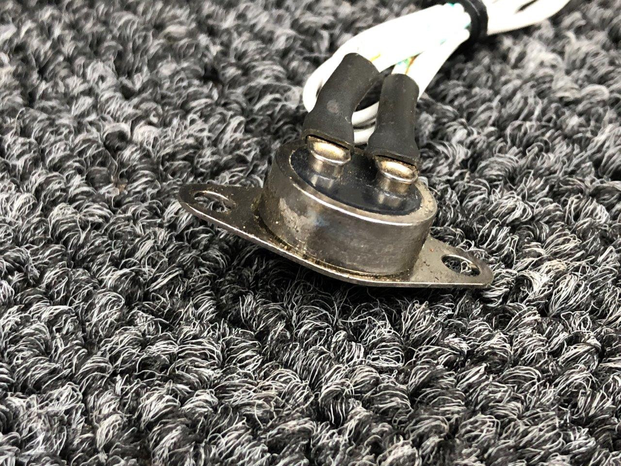 A058-2 Robinson R22 Beta Main Rotor Gearbox Over Temperature Switch