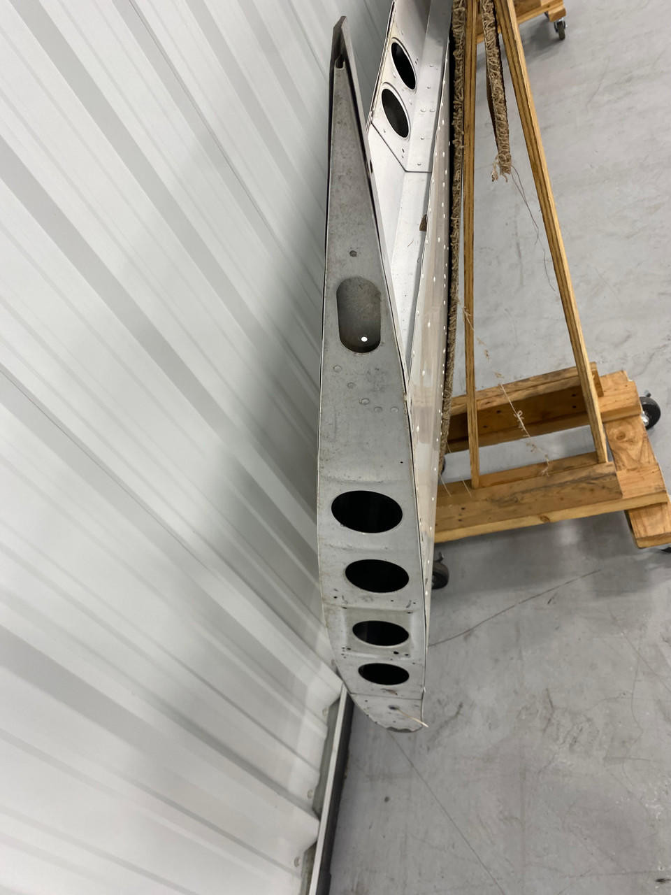 0523080-7 Cessna 172RG Wing Structure Assembly LH