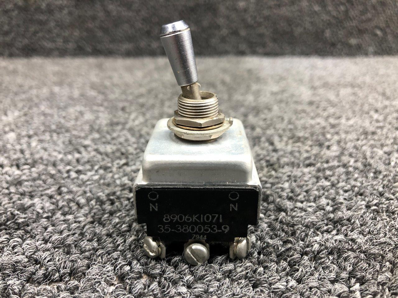 8906K1071 (Alternate: 35-380053-9) Cutler-Hammer Toggle Switch Assembly