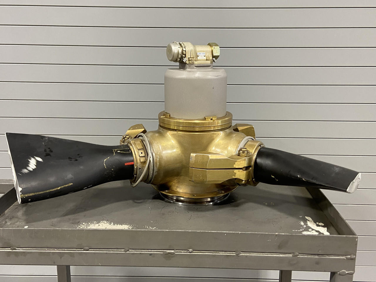 V508E-AG/106/A Avia Turboprop Propeller Hub with Logbooks (Prop Struck ...