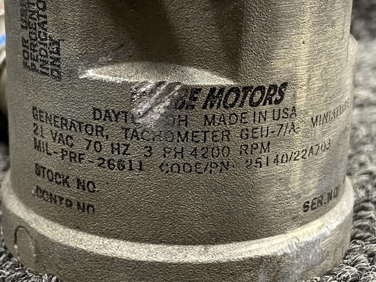 25140/22A703 PT6A-34 Globe Motors Tachometer Generator (21 Volts)