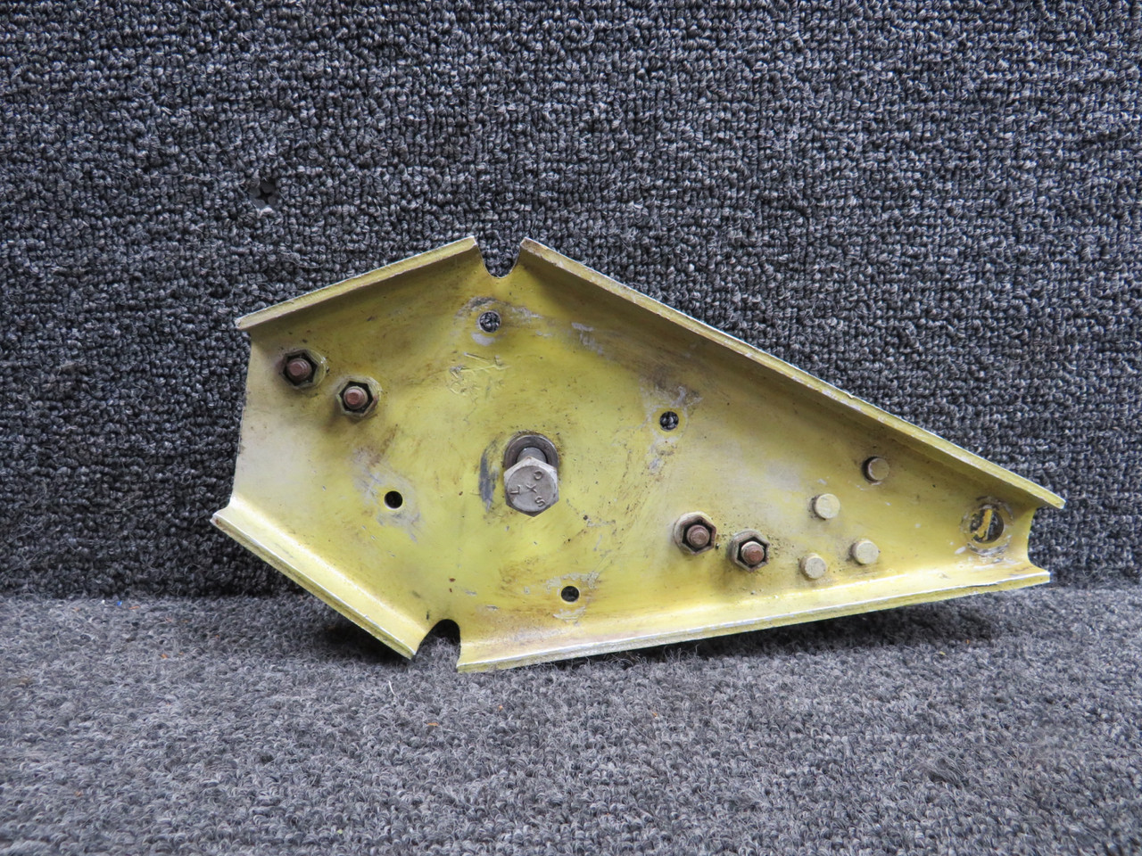50-524406-4 Beechcraft 65-90 Elevator Horn Control