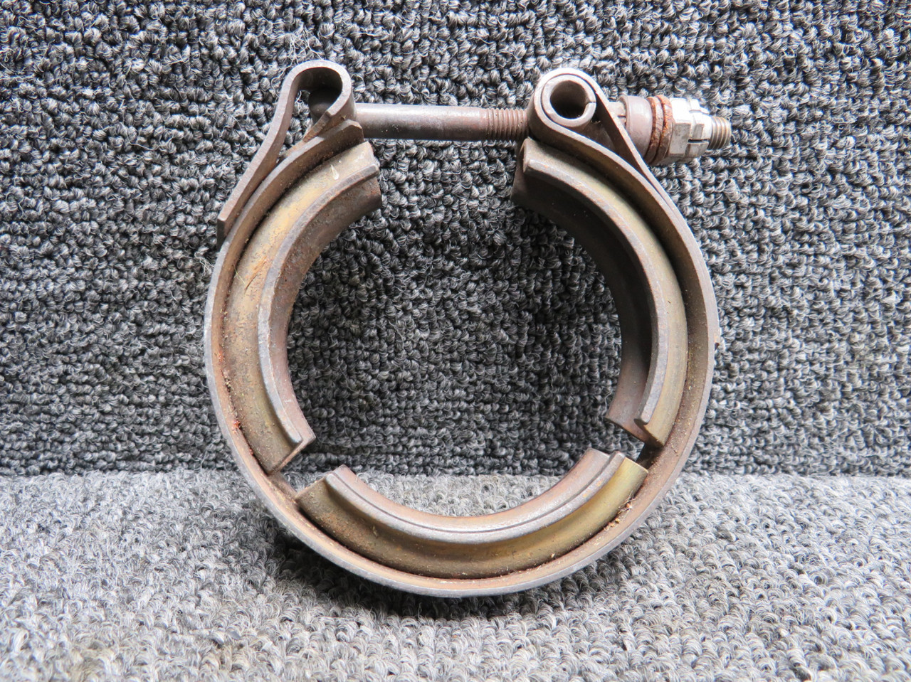 MVT69183-200 Aircraft Coupling Clamp Unit (Worn)