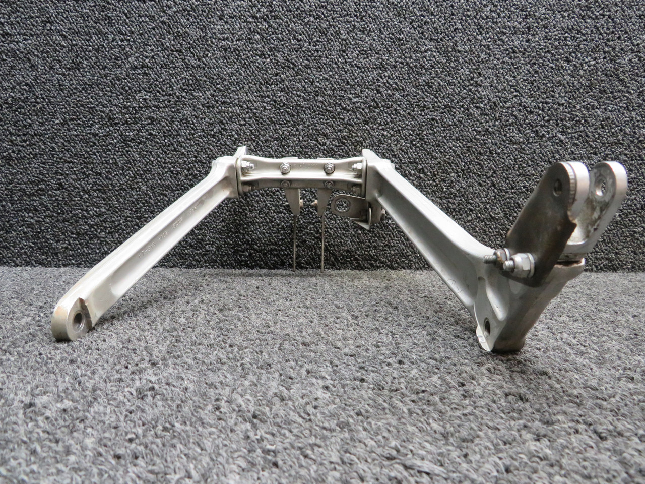 23109-000, 20819-000, Piper PA24-250 Nose Gear Rear Drag Link Assembly ...