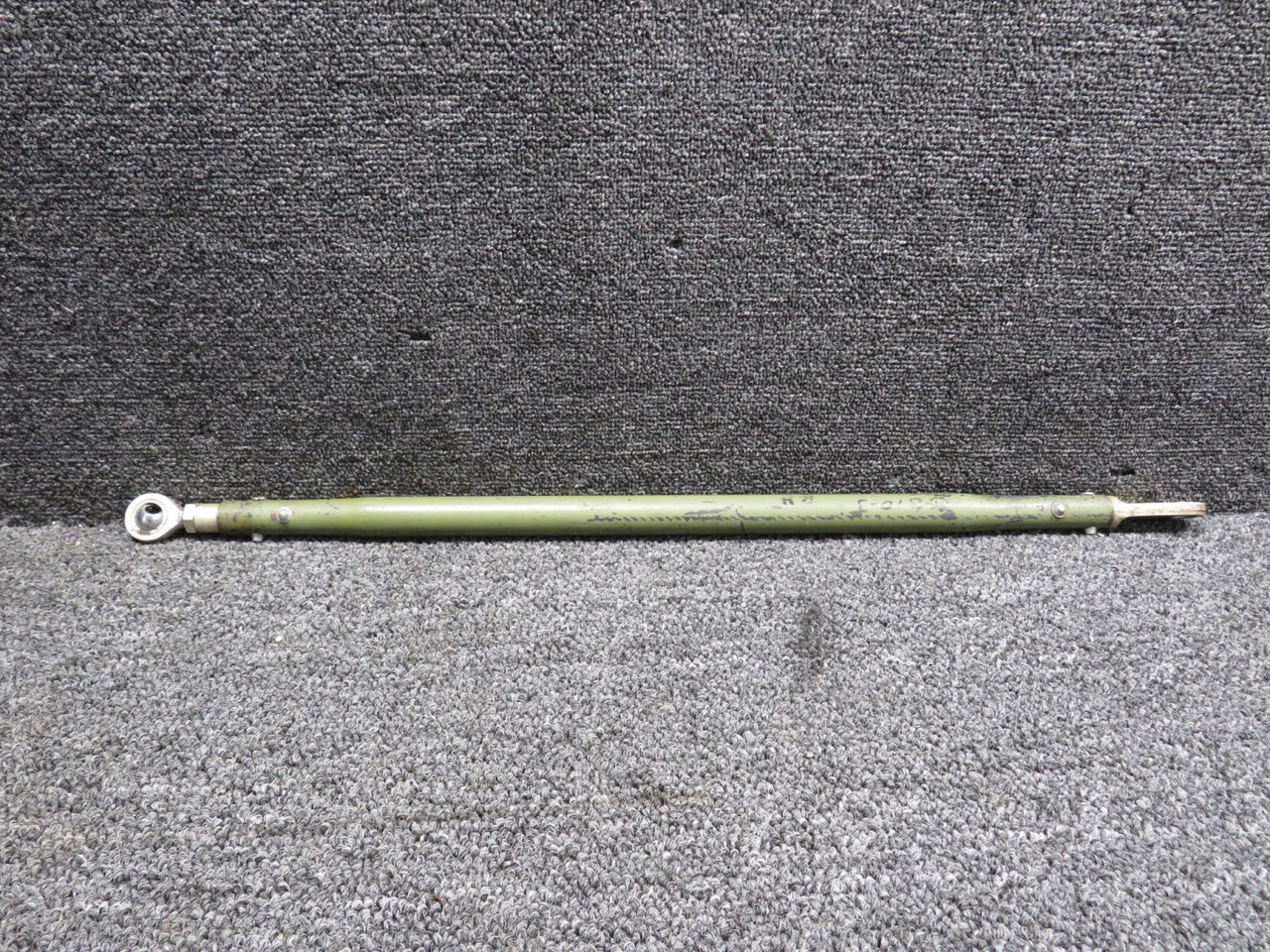 0841137-1 Cessna Main gear Drive Tube Right Hand