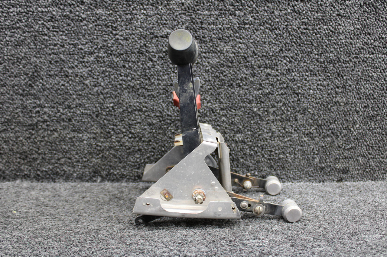 95136-003 Piper PA34-200T Engine Control Quadrant Unit Assembly