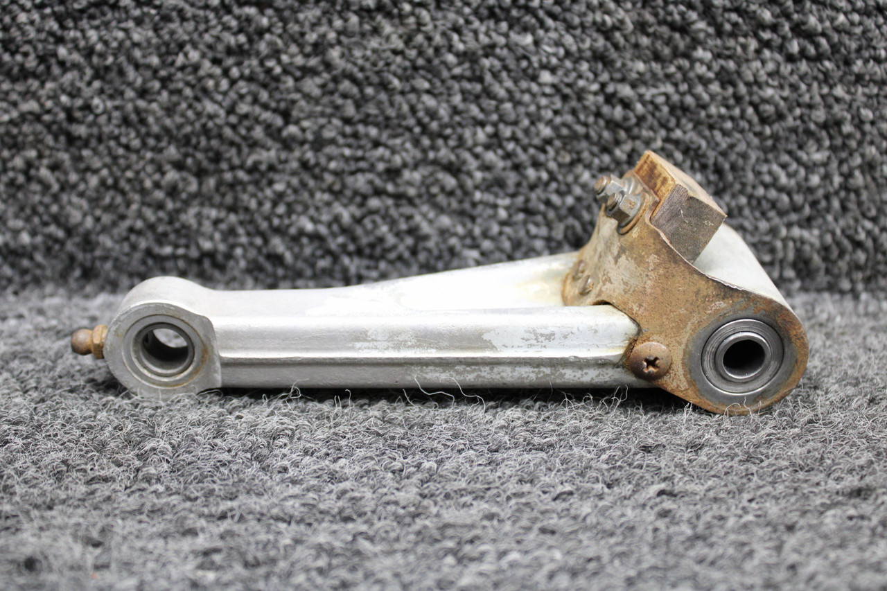 0841000-98 Cessna 172 Nose Gear Upper Torque Link