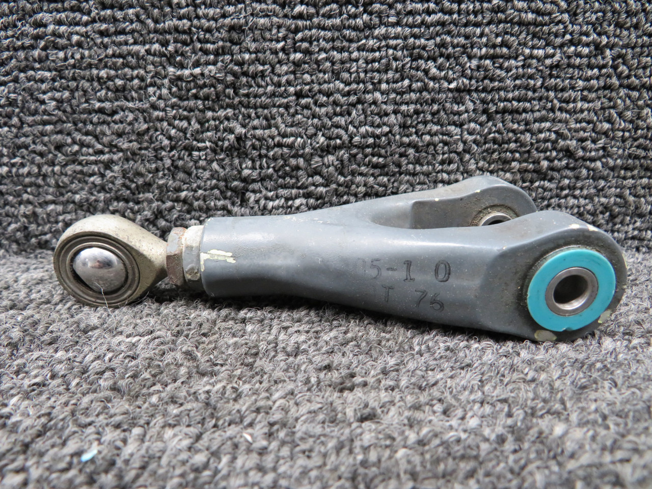 A205-1 Robinson R22 Collective Control Yoke Assembly